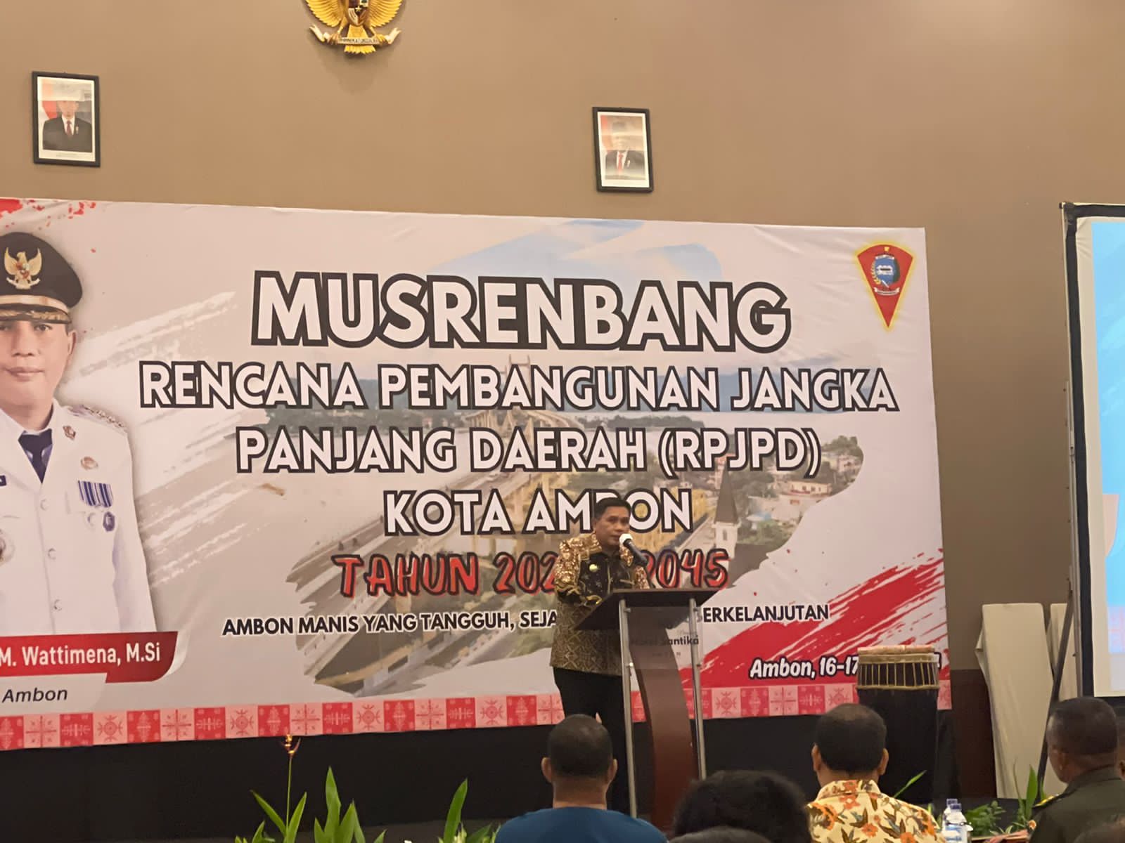 Bappeda dan Litbang Gelar RPJPD Kota Ambon Tahun 2025-2045 – Mediator ...