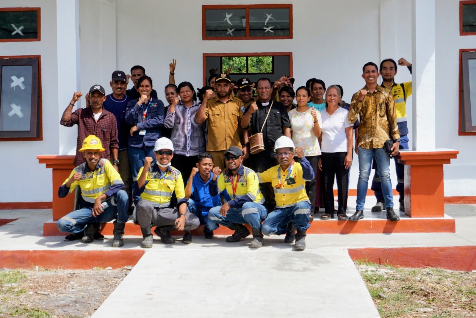 BKP-BTR Serahkan Fasilitas Wifi dan Gedung AMGPM kepada Desa Uhak MBD ...